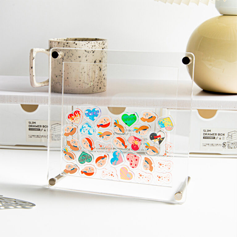 Custom Acrylic Shaker Charm Stands - Wooacry